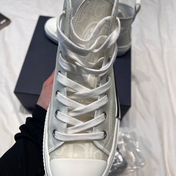 Dior | Shoes | White Dior B23 Hightop Sneaker Oblique Canvas | Poshmark